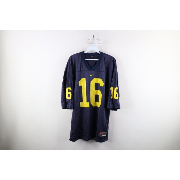 Nike | Shirts | Vtg Nike Mens M Travis Scott Mini Swoosh University Of ...